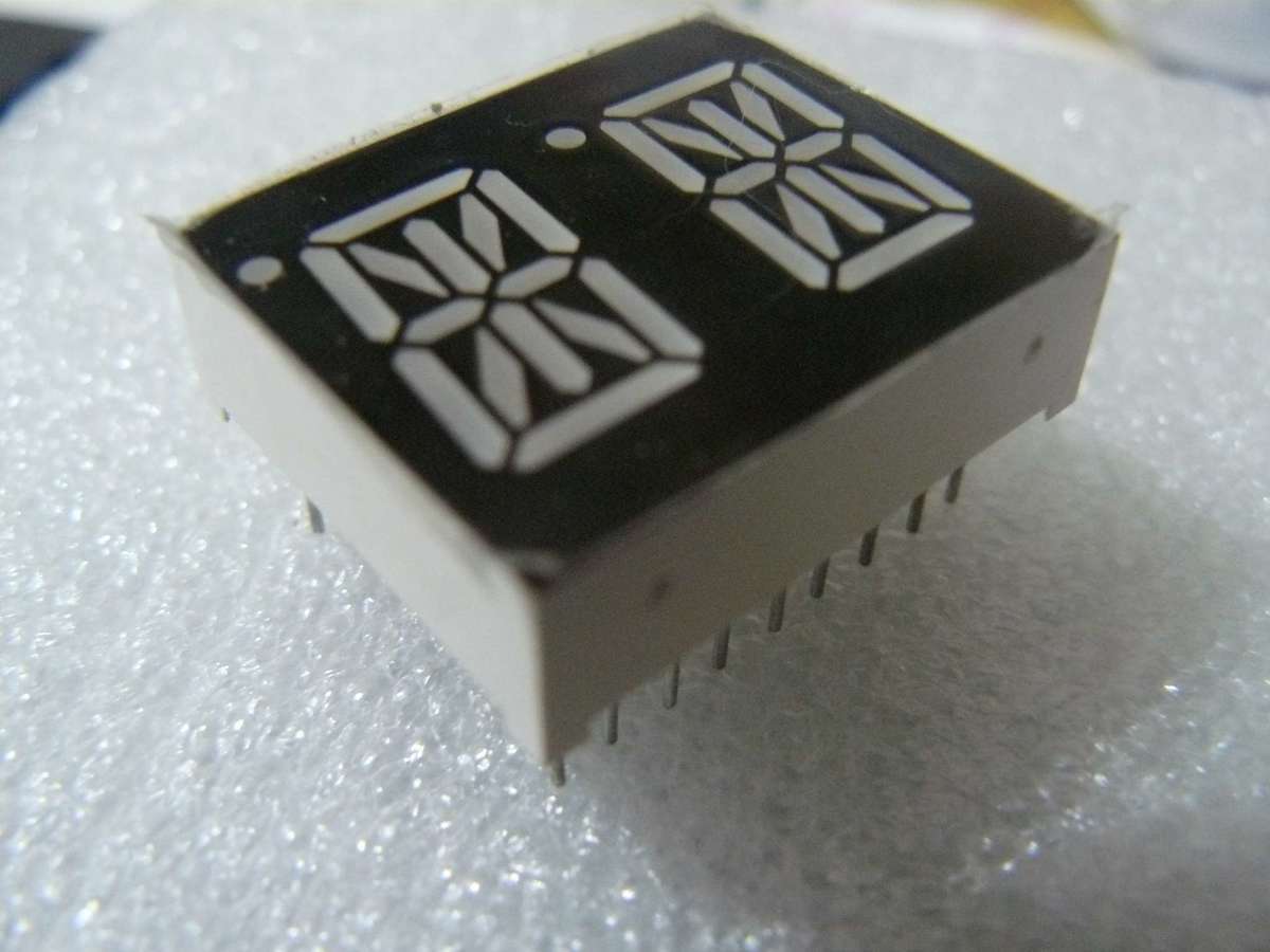 Buy this 2 Digit 14 Segment Display with Decimals at our 14 Segment ...