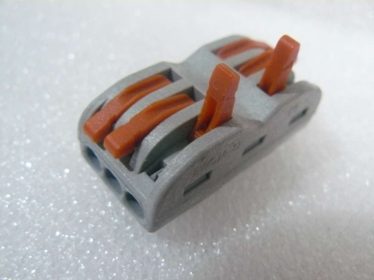 Screwless Wire Joiner - Lever Lock - Back To Back 3 Wire-Pairs - Buy ...