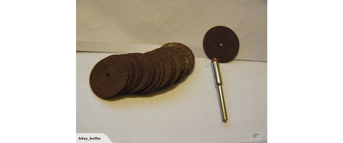 Dremel Cutting Discs (20 Discs, 1 Mandrel) - Buy Online From ...